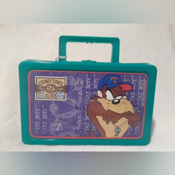 Warner Bros. | Other | Vintage Looney Tunes Taz Boy Carrying Case ...